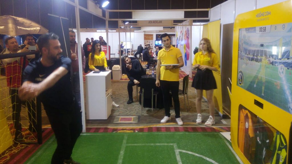 Altın Eldiven - Codemodeon